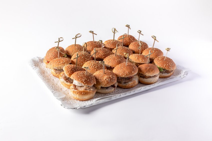 Bandeja Mini-hamburguesas | Desayunos con Encanto | Variedad Gourmet